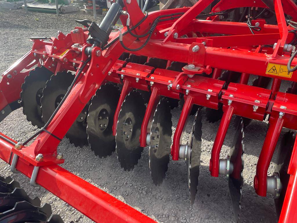 Kverneland Qualidisc Pro 3 Metre Disc Harrow | Clarke Machinery