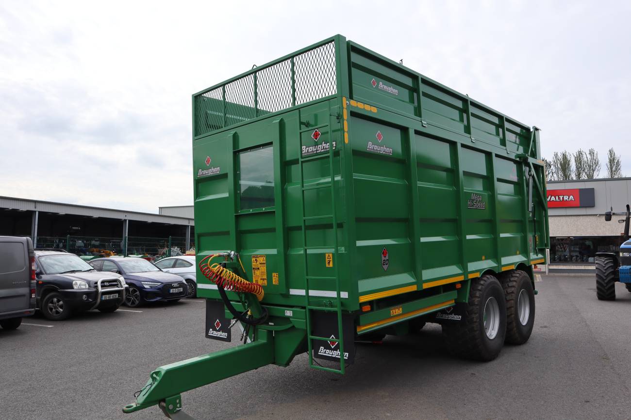 Broughan 20ft Grain & Silage Trailer | Clarke Machinery