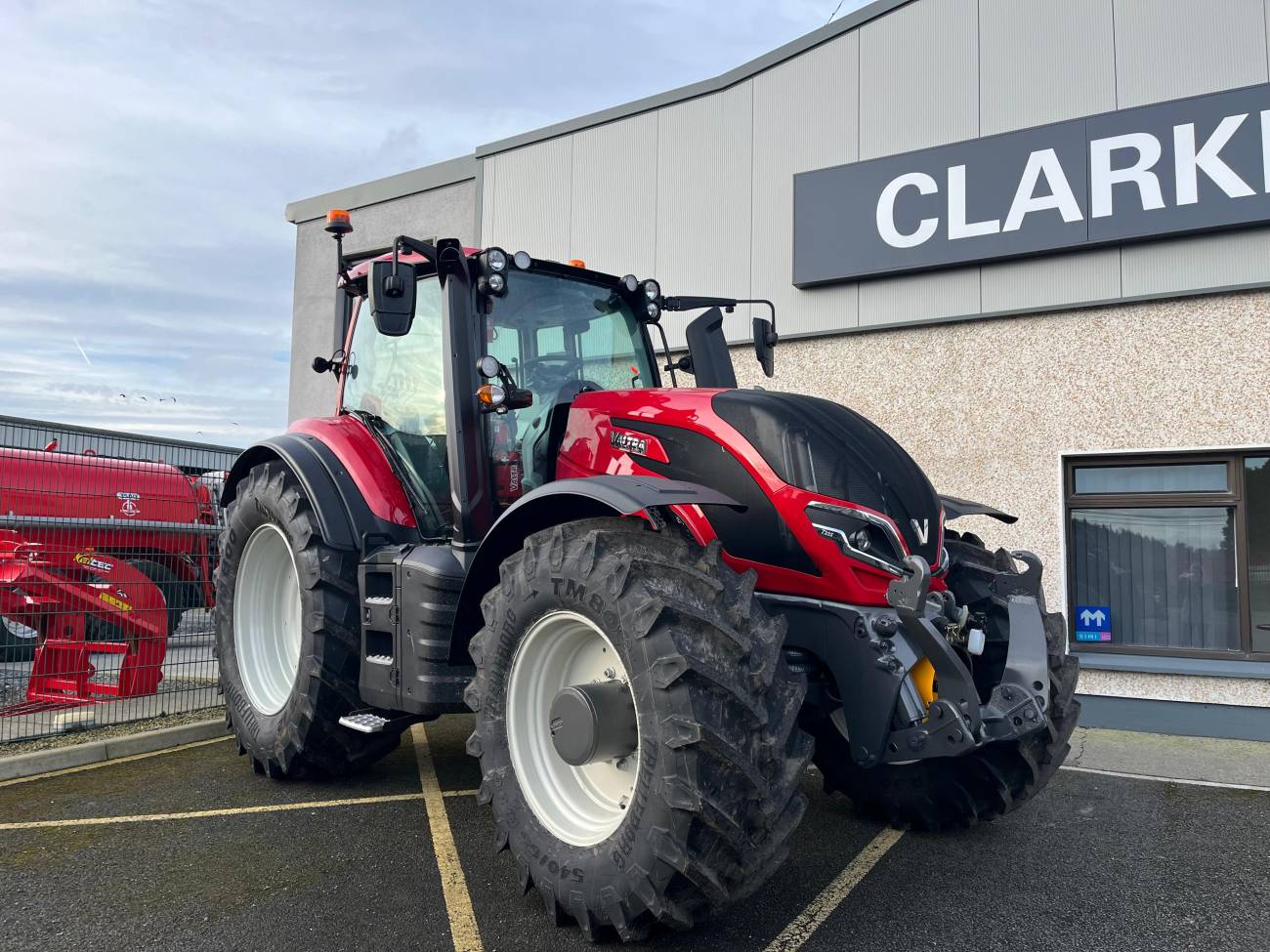 Valtra T235 Active | Clarke Machinery