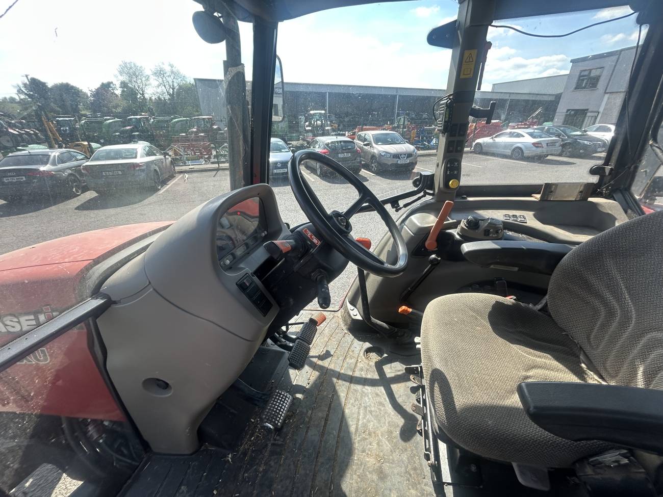 Case JXU 105 | Clarke Machinery